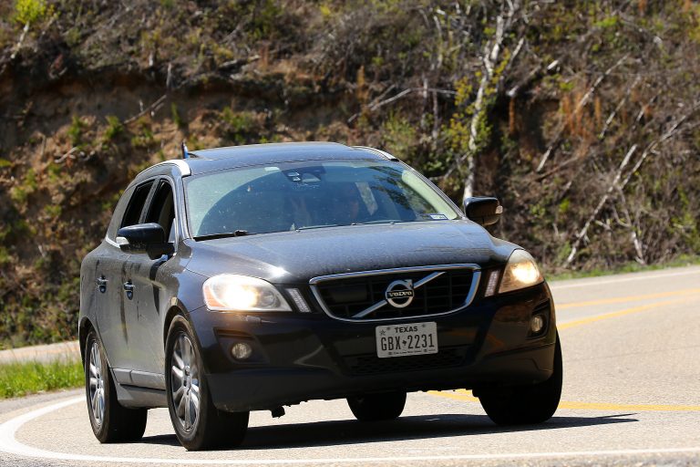 2010 Volvo XC60 T6 AWD – ANDREW PENG
